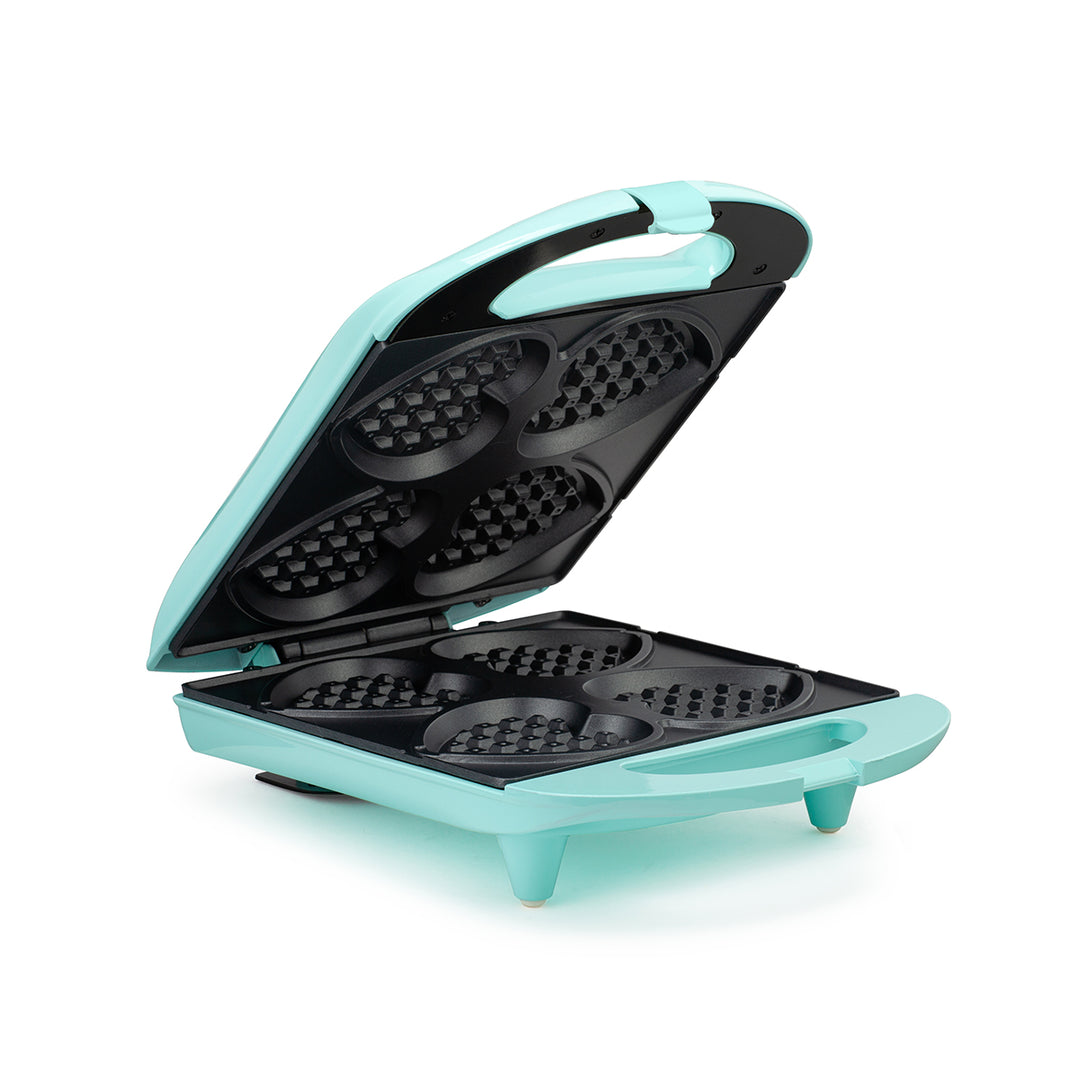 4-SECTION HEART SHAPED WAFFLE MAKER – Holstein Housewares