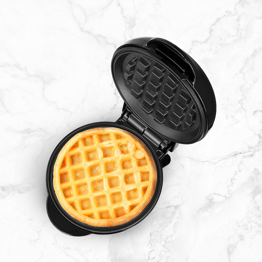 4-INCH PERSONAL WAFFLE MAKER – Holstein Housewares