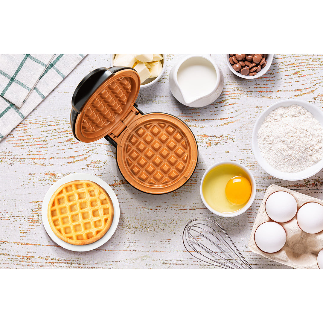 4-INCH PERSONAL WAFFLE MAKER – Holstein Housewares